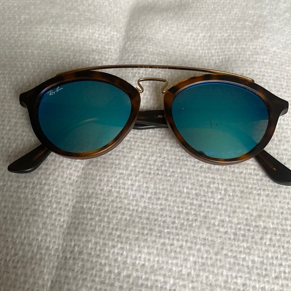 Ray-Ban | Accessories | Ray Ban Sunnies With Case Wipe | Poshmark